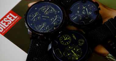 FOSSIL / DIESEL | Gressive Off style Magazine Vol.14 百花繚乱の時計の祭典 バーゼル ...